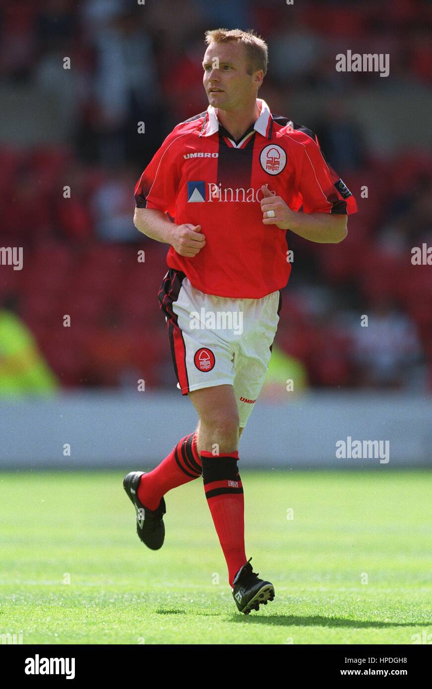 Geoff thomas football hi-res stock photography and images - Alamy