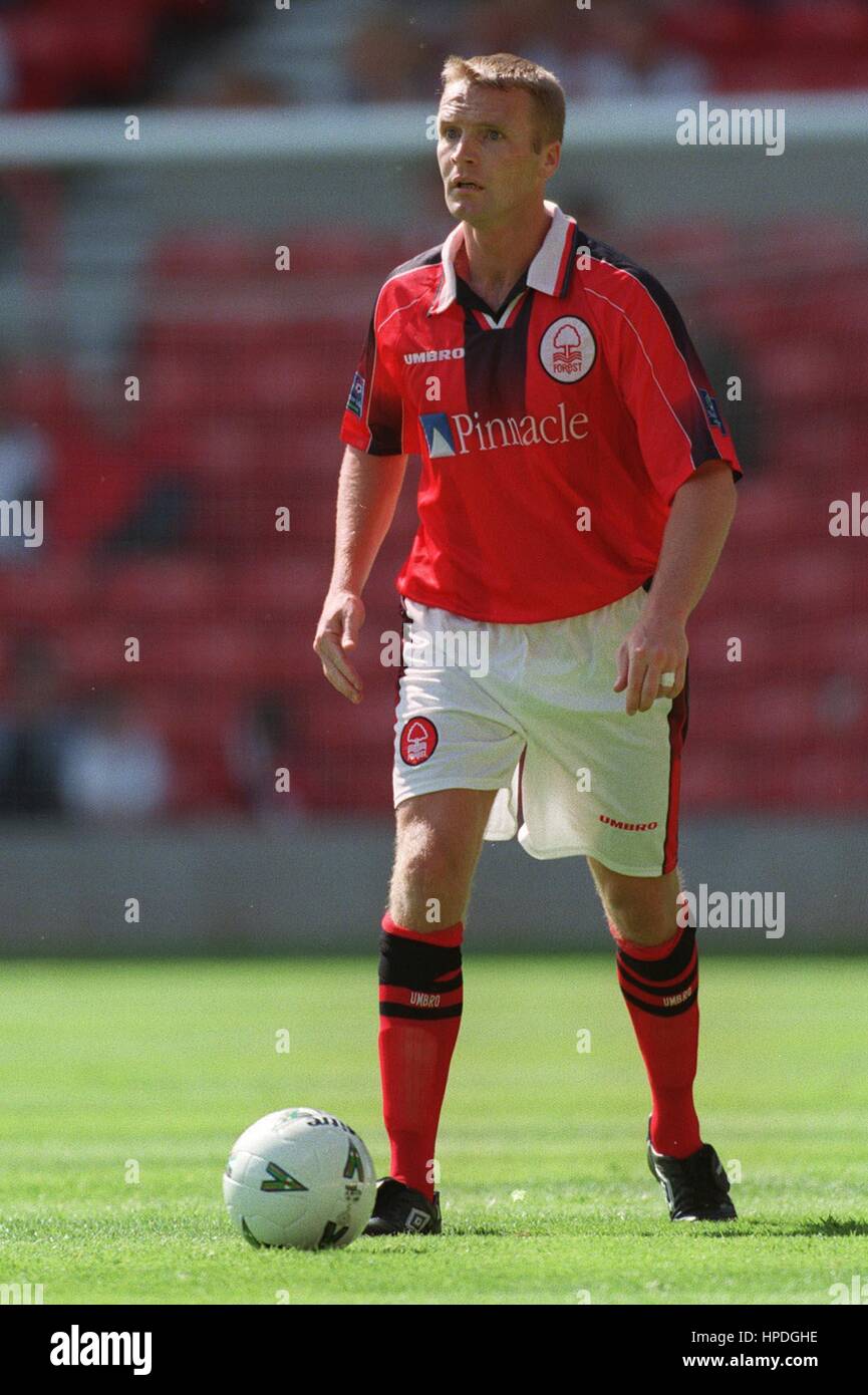 Geoff thomas football hi-res stock photography and images - Alamy