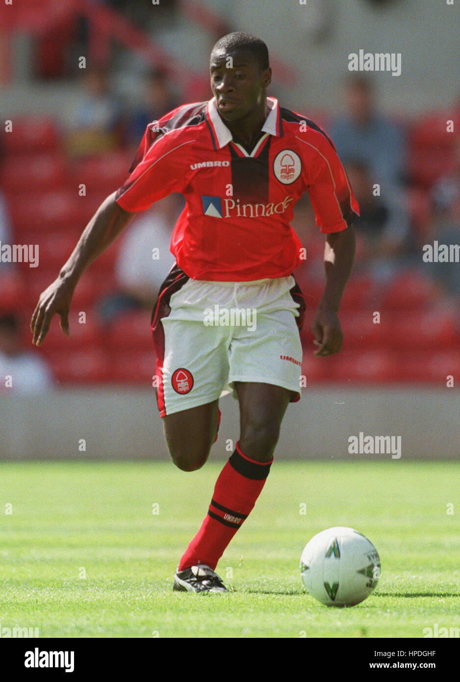 CHRIS ALLEN . NOTTINGHAM FOREST FC 02 August 1997 Stock Photo - Alamy