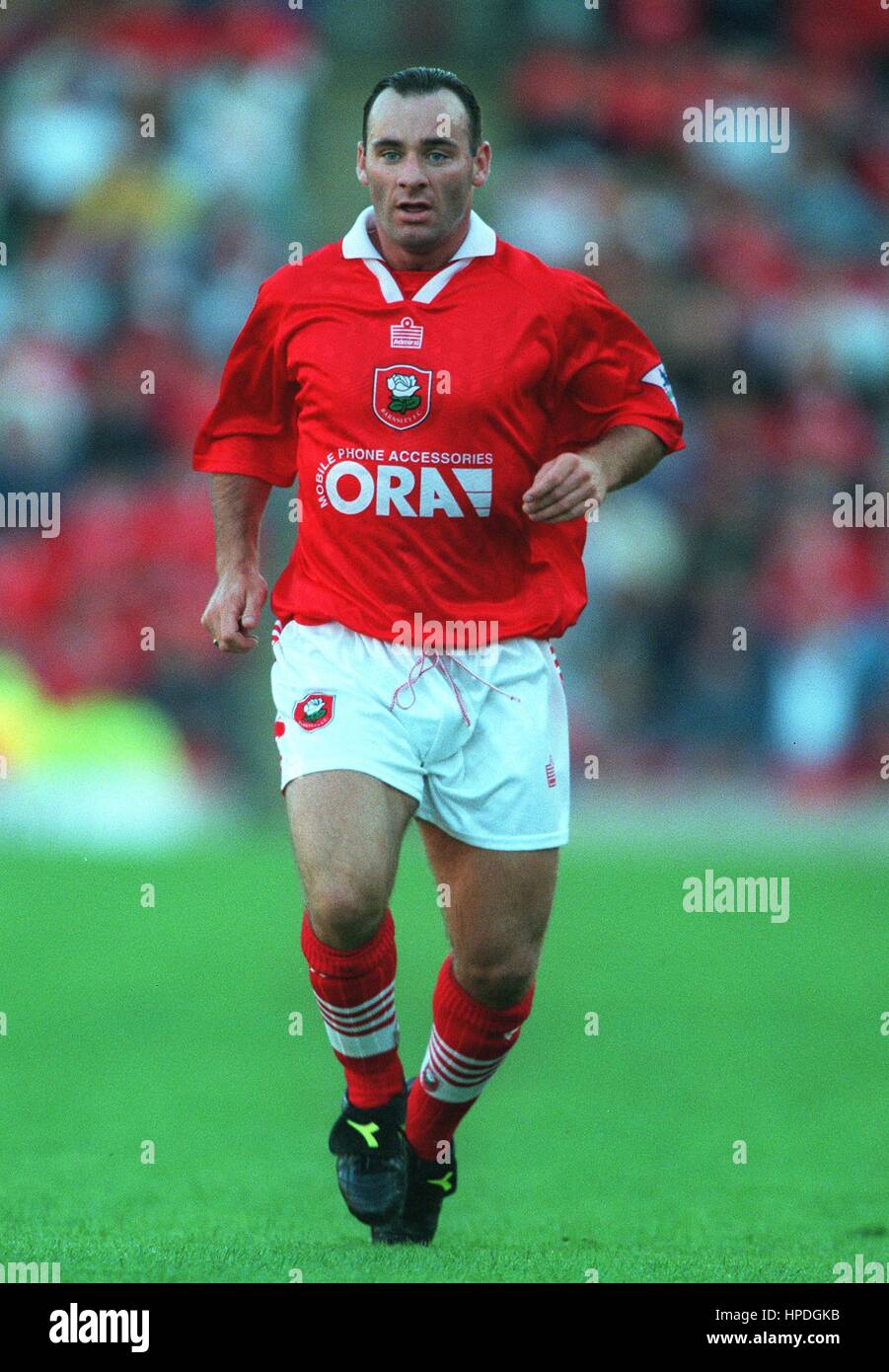 DARREN SHERIDAN BARNSLEY FC 04 August 1997 Stock Photo - Alamy