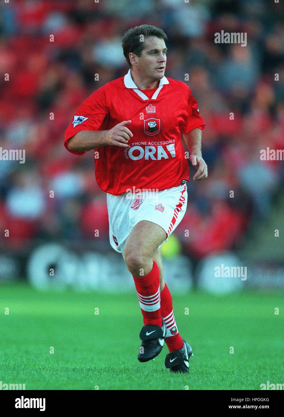 John hendrie hi-res stock photography and images - Alamy