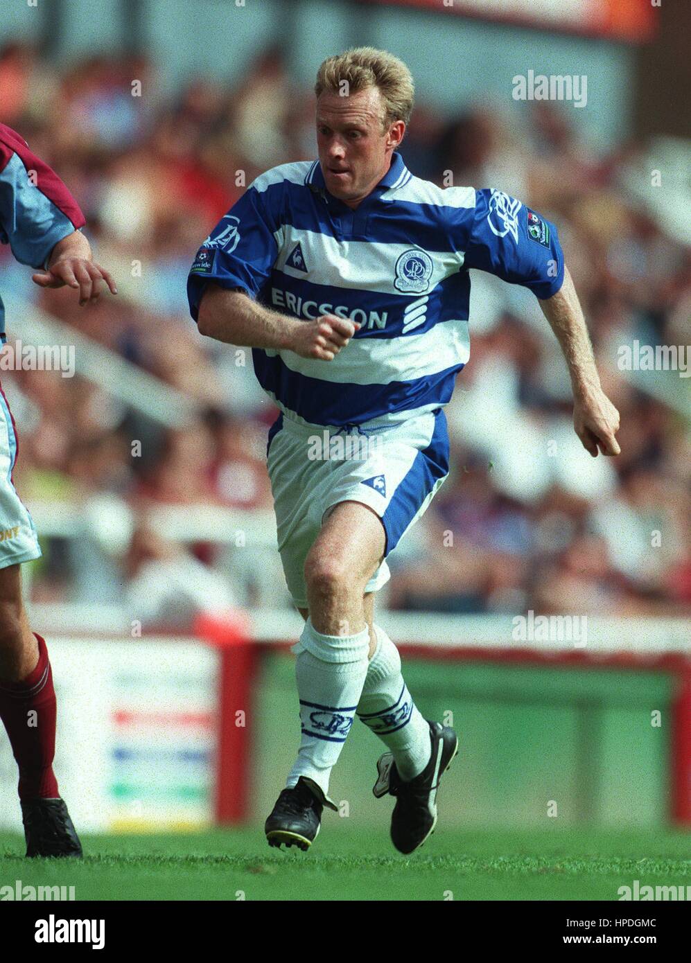 SIMON BARKER QUEENS PARK RANGERS FC 04 August 1997 Stock Photo - Alamy