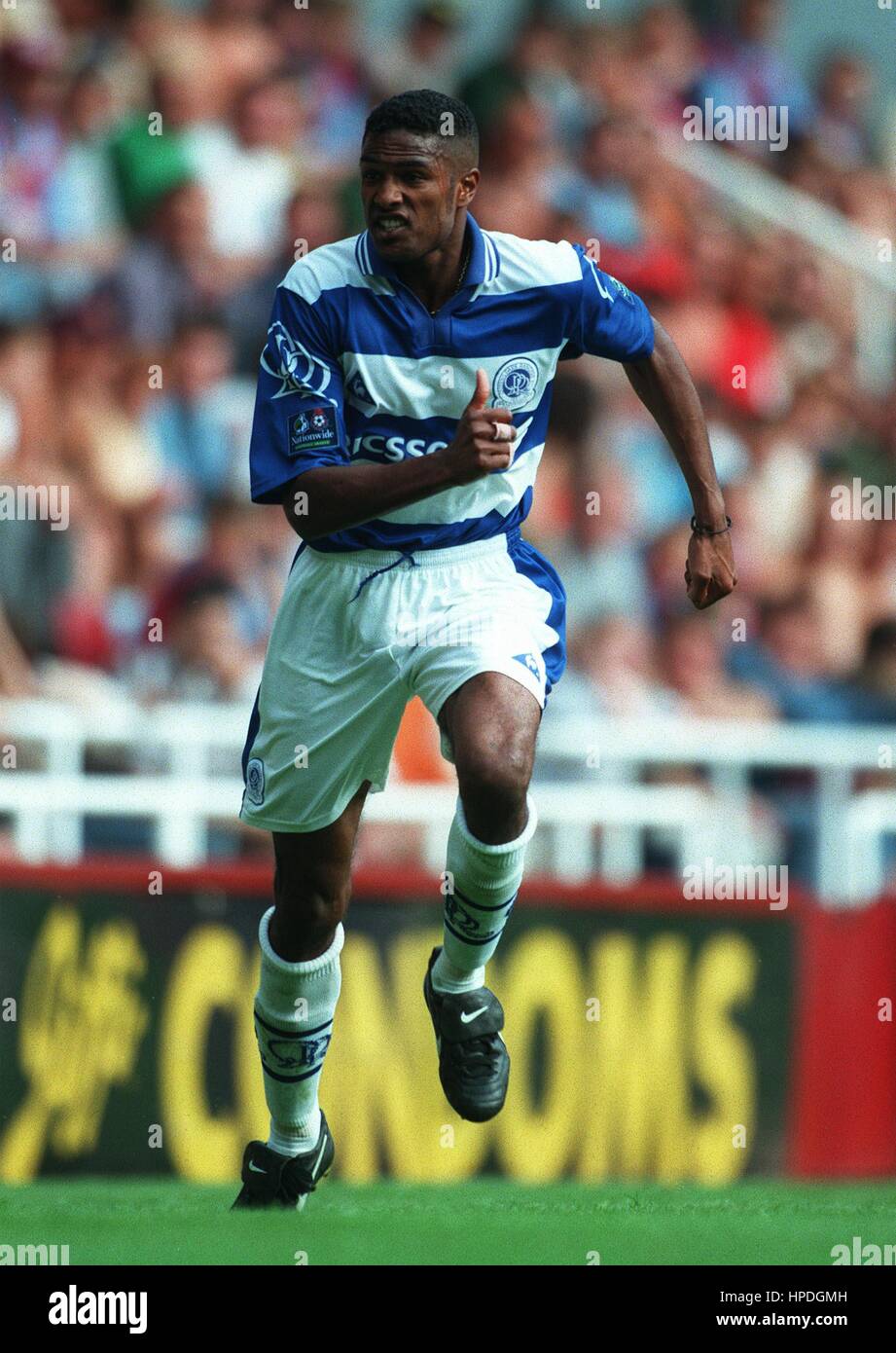 STEVE SLADE QUEENS PARK RANGERS FC 04 August 1997 Stock Photo - Alamy
