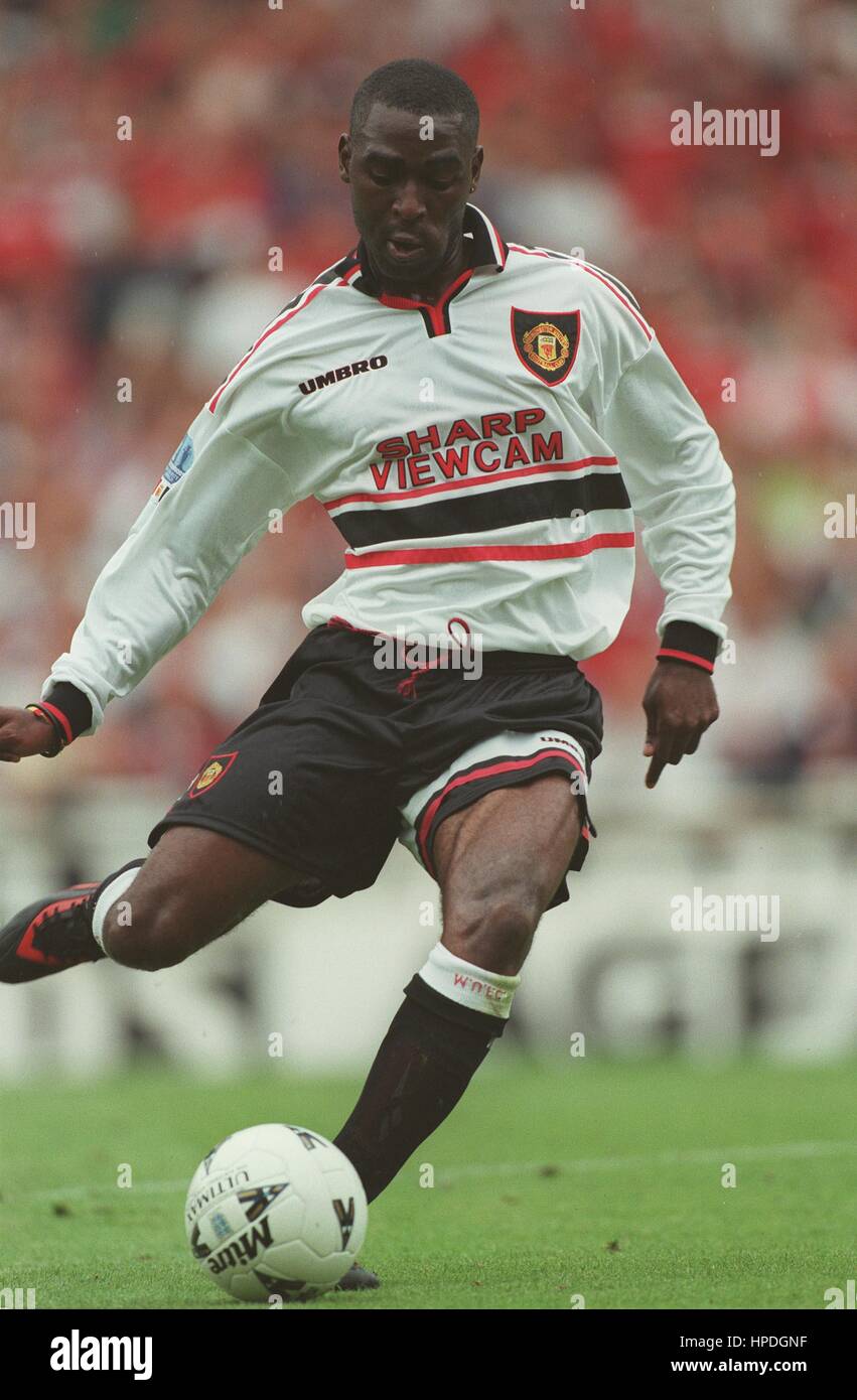 ANDY COLE MANCHESTER UNITED FC 04 August 1997 Stock Photo - Alamy