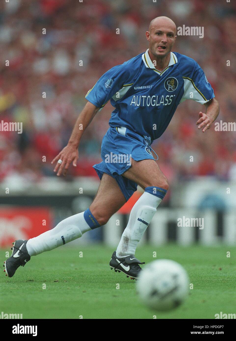 FRANK LEBOEUF CHELSEA FC 04 August 1997 Stock Photo - Alamy