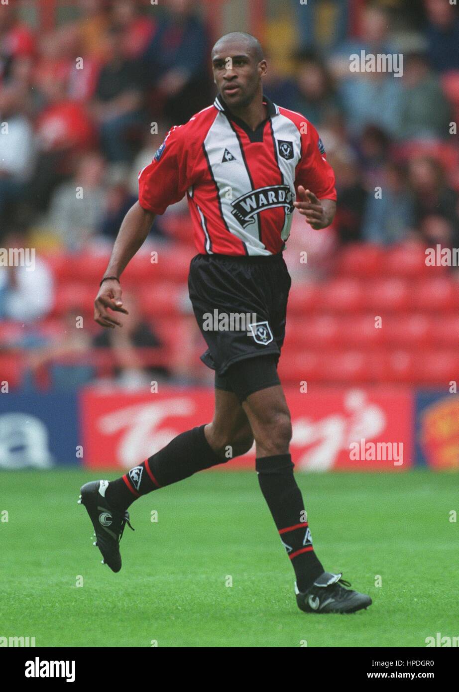 BRIAN DEANE SHEFFIELD UNITED FC 04 August 1997 Stock Photo - Alamy