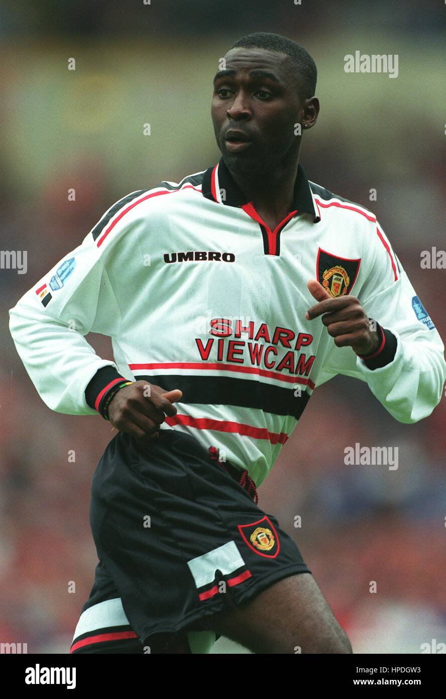 ANDY COLE MANCHESTER UNITED FC 04 August 1997 Stock Photo - Alamy