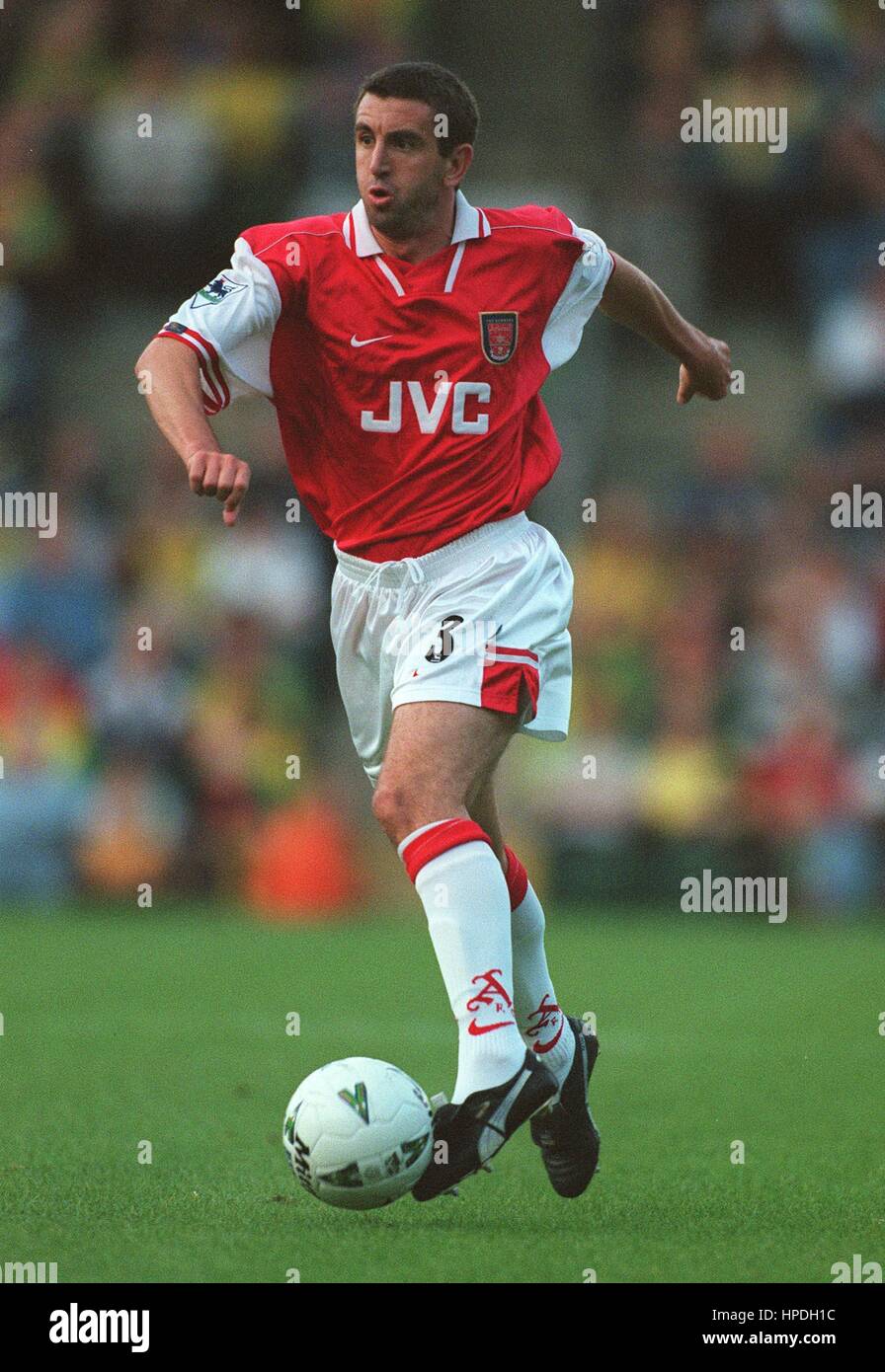 NIGEL WINTERBURN ARSENAL FC 07 August 1997 Stock Photo - Alamy