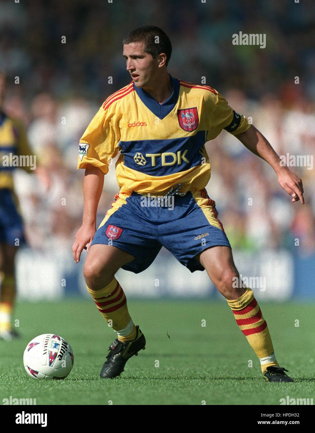 ANDY ROBERTS CRYSTAL PALACE FC 11 August 1997 Stock Photo - Alamy