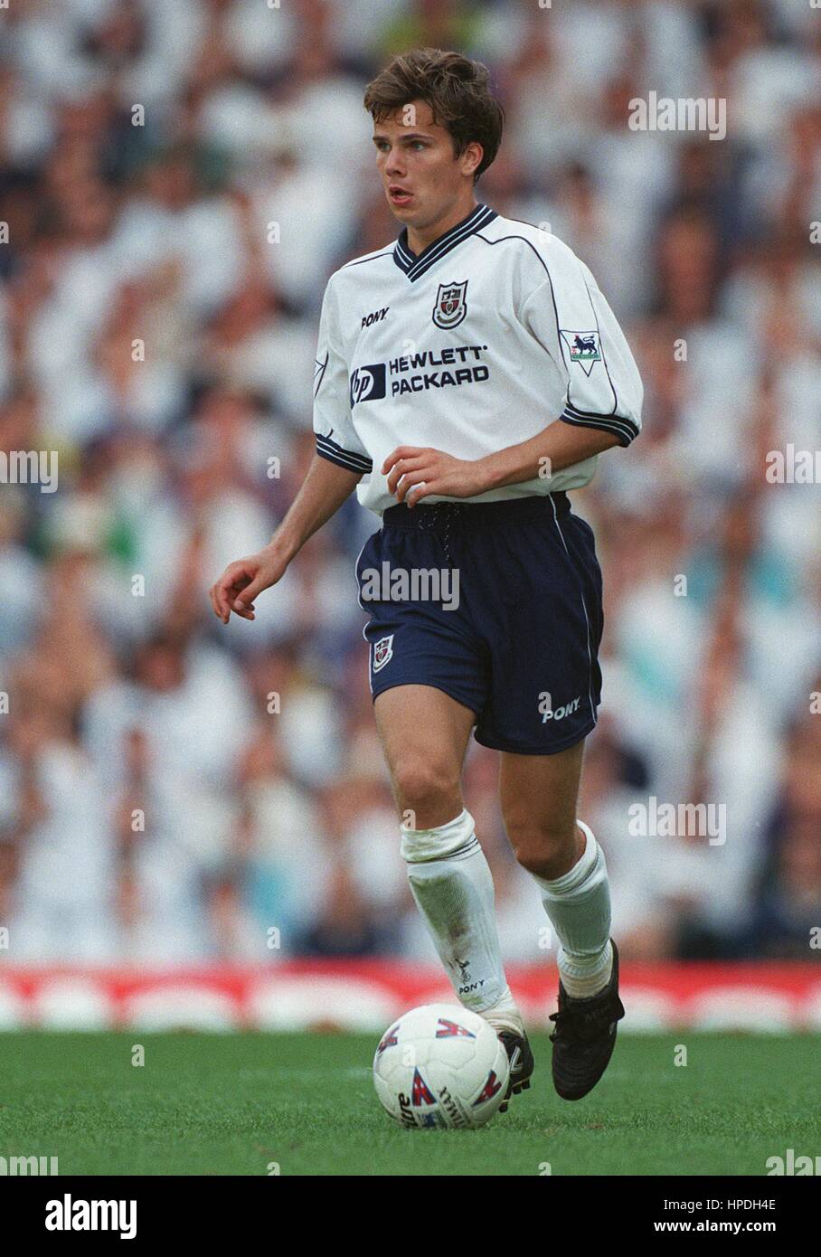 STEPHEN CLEMENCE TOTTENHAM HOTSPUR FC 11 August 1997 Stock Photo - Alamy