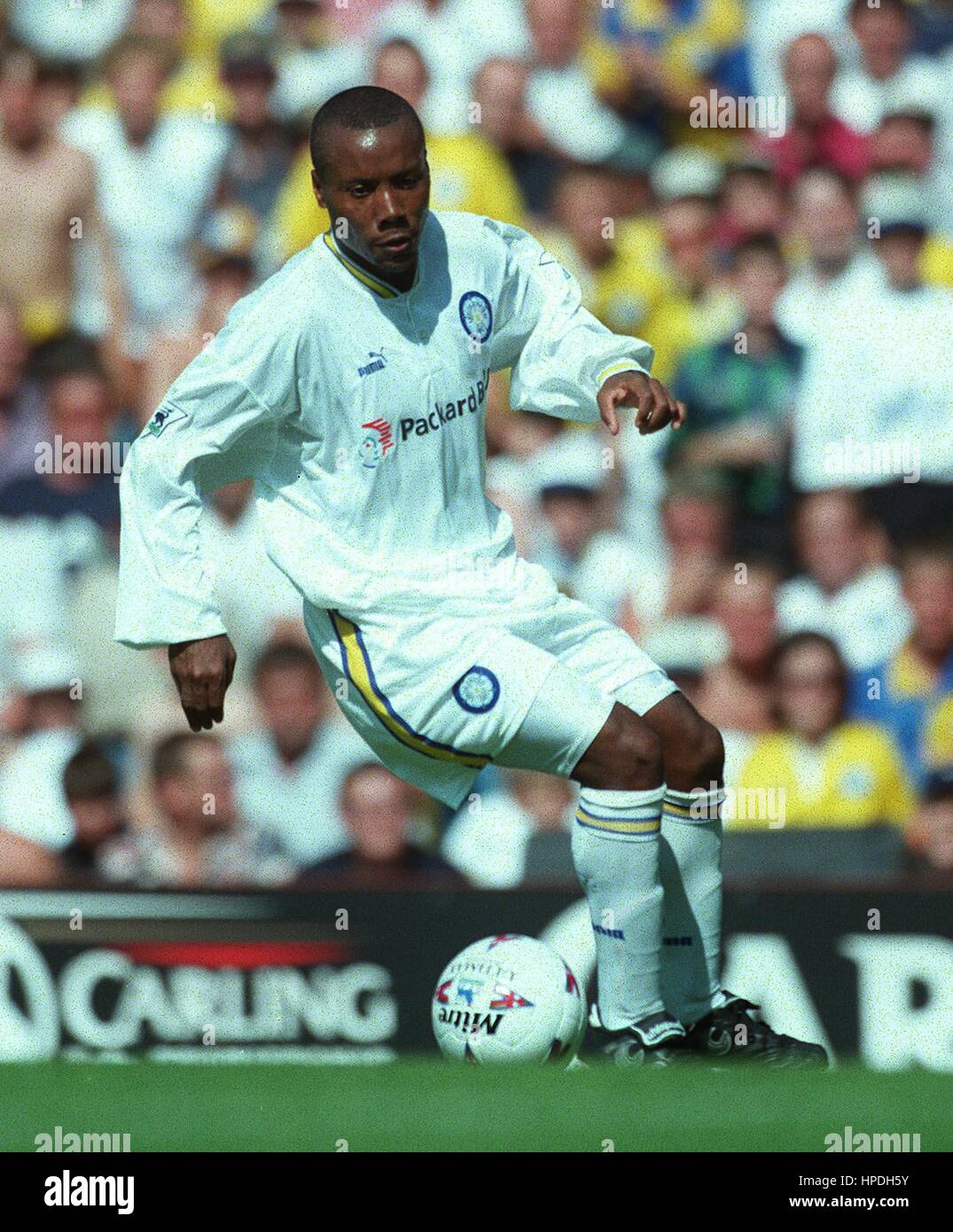 ROD WALLACE LEEDS UNITED FC 11 August 1997 Stock Photo - Alamy