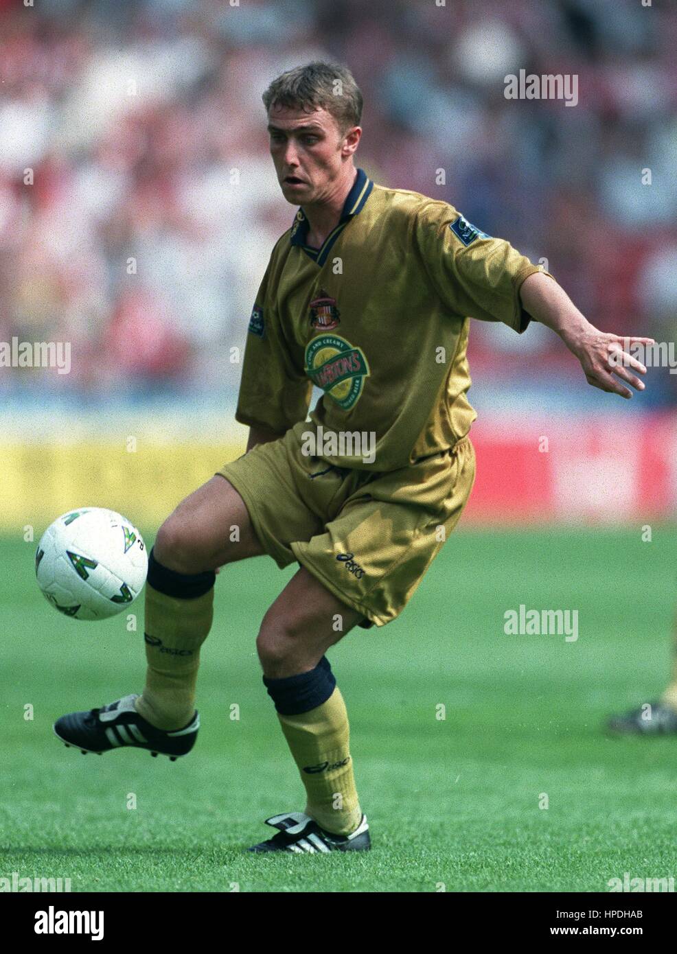 LEE CLARK SUNDERLAND FC 12 August 1997 Stock Photo - Alamy