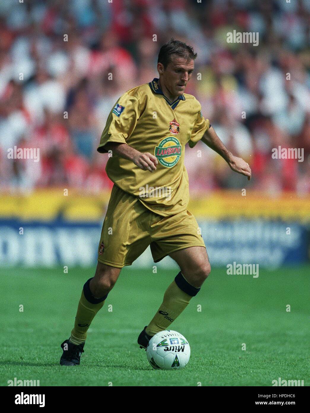 Alex rae sunderland hi-res stock photography and images - Alamy