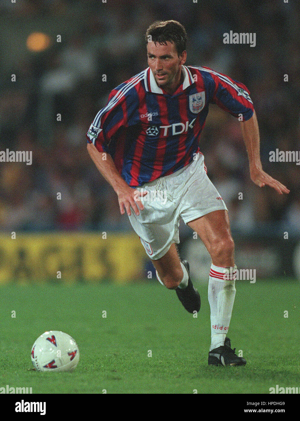 ANDY LINIGHAN CRYSTAL PALACE FC 13 August 1997 Stock Photo - Alamy