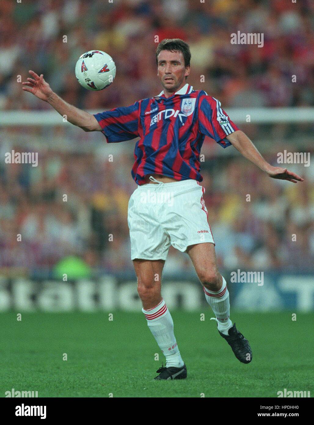 ANDY LINIGHAN CRYSTAL PALACE FC 13 August 1997 Stock Photo - Alamy