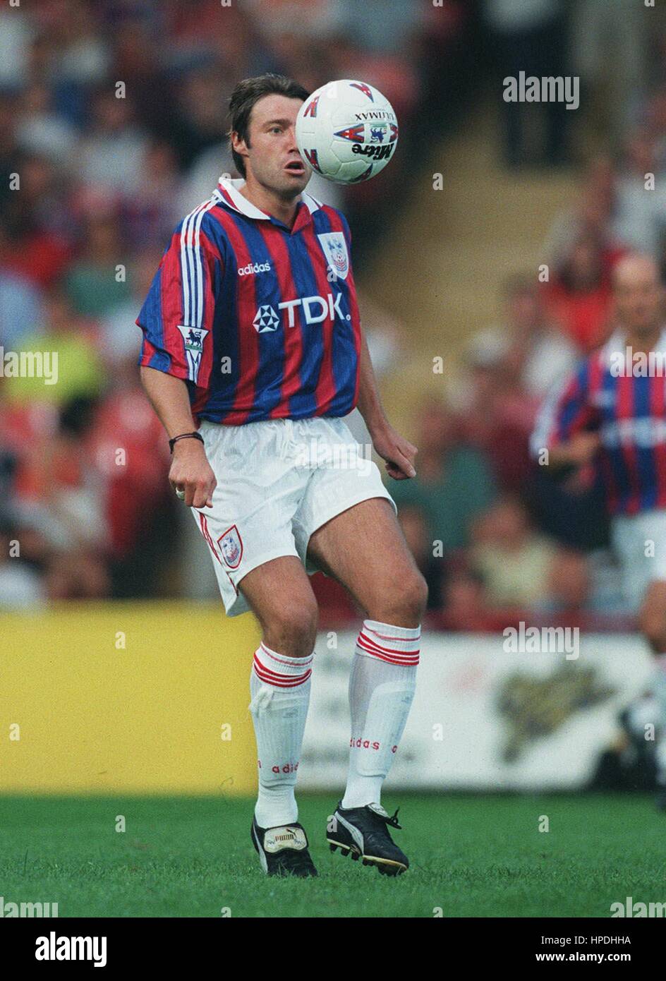 PAUL WARHURST CRYSTAL PALACE FC 13 August 1997 Stock Photo - Alamy
