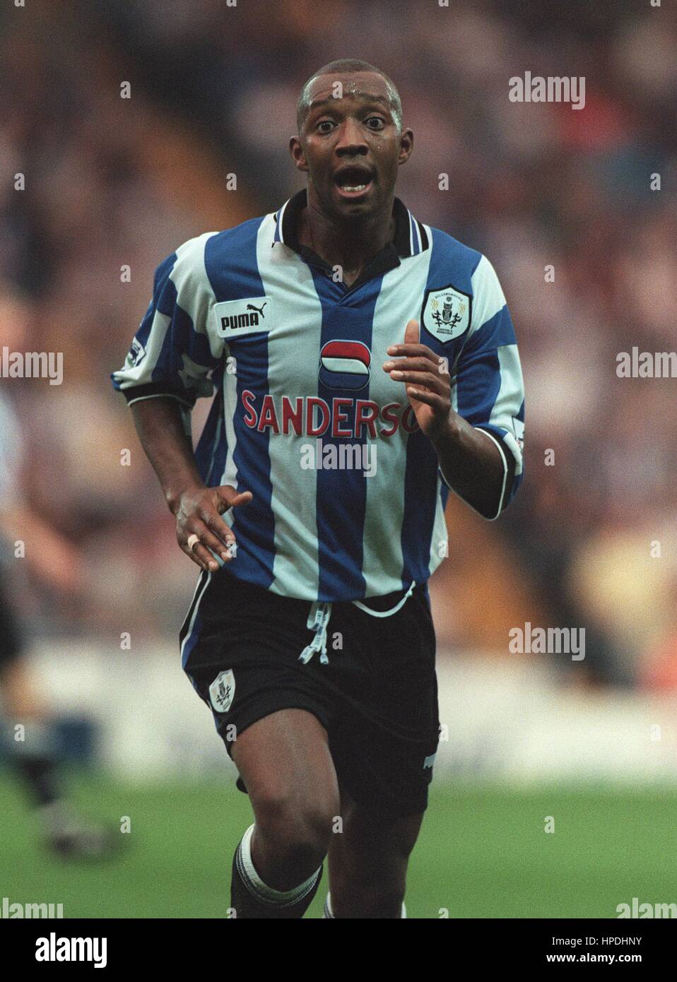 WAYNE COLLINS SHEFFIELD WEDNESDAY FC 14 August 1997 Stock Photo - Alamy