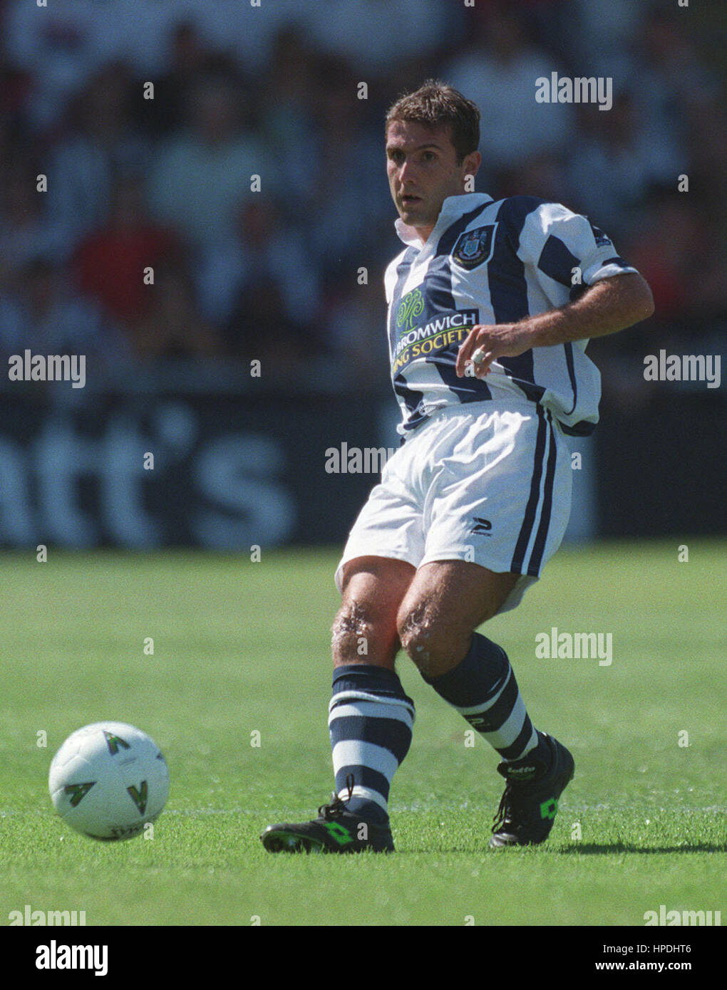 PAUL MARDON WEST BROMWICH ALBION 18 August 1997 Stock Photo - Alamy