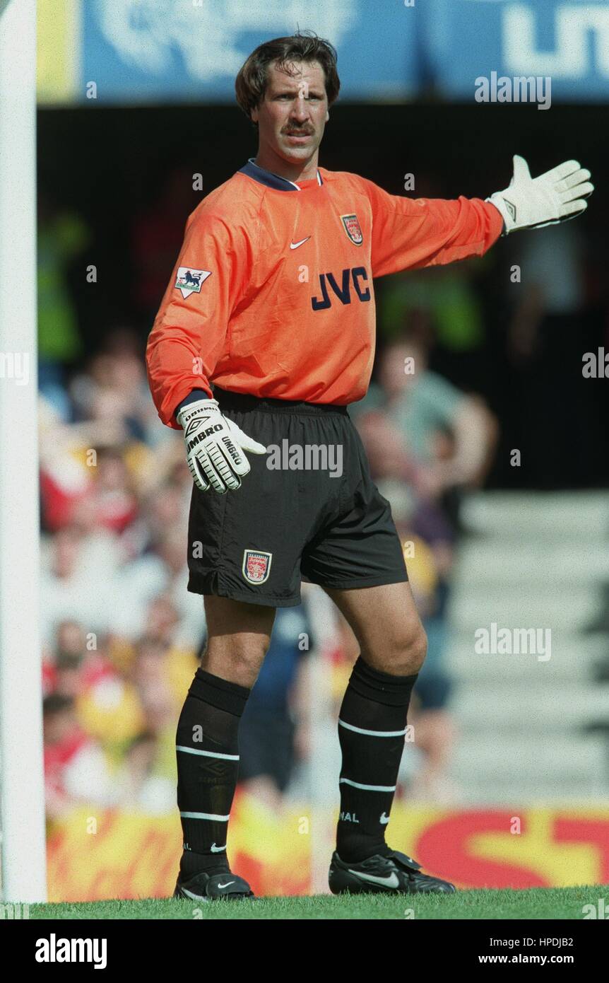 DAVID SEAMAN ARSENAL FC 24 August 1997 Stock Photo - Alamy