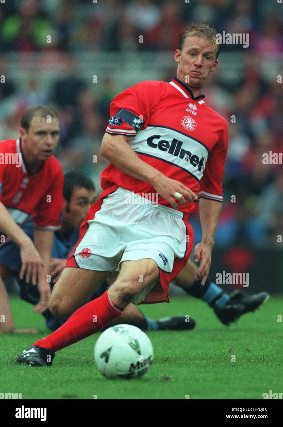 Robbie mustoe hi-res stock photography and images - Alamy