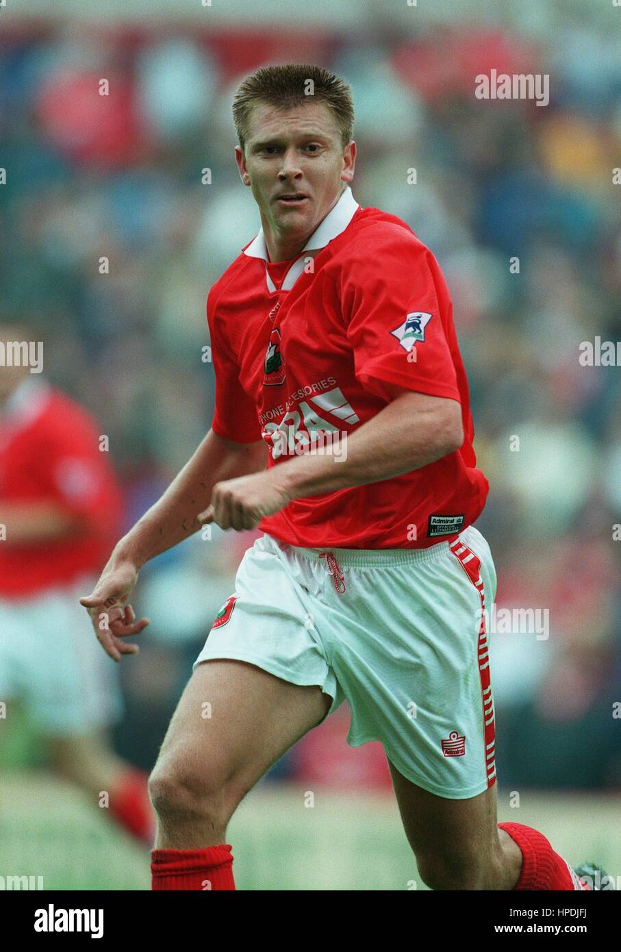 ERIC TINKLER BARNSLEY FC 24 August 1997 Stock Photo - Alamy