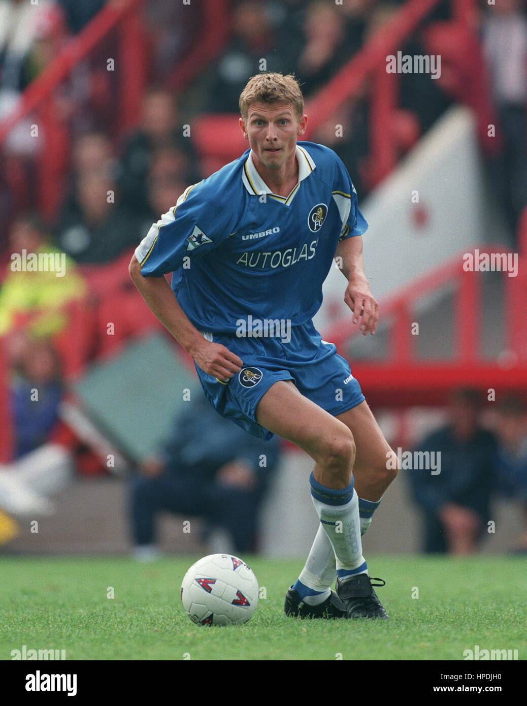 Tore andre flo chelsea hi-res stock photography and images - Alamy