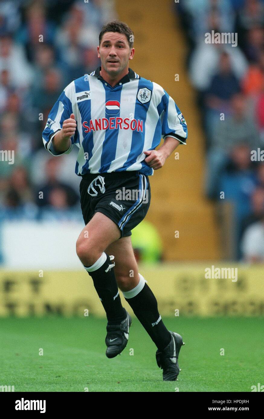 DAVID HIRST SHEFFIELD WEDNESDAY FC 01 September 1997 Stock Photo - Alamy