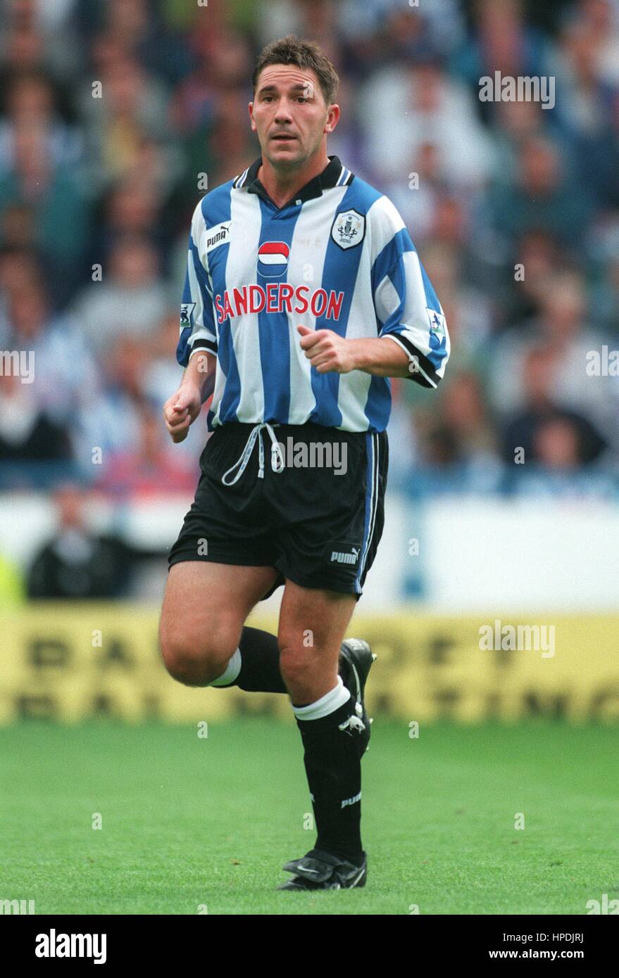 DAVID HIRST SHEFFIELD WEDNESDAY FC 01 September 1997 Stock Photo - Alamy