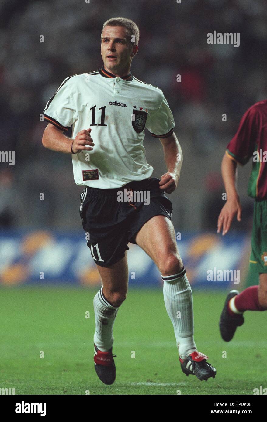 Oliver bierhoff 1997 hi-res stock photography and images - Alamy