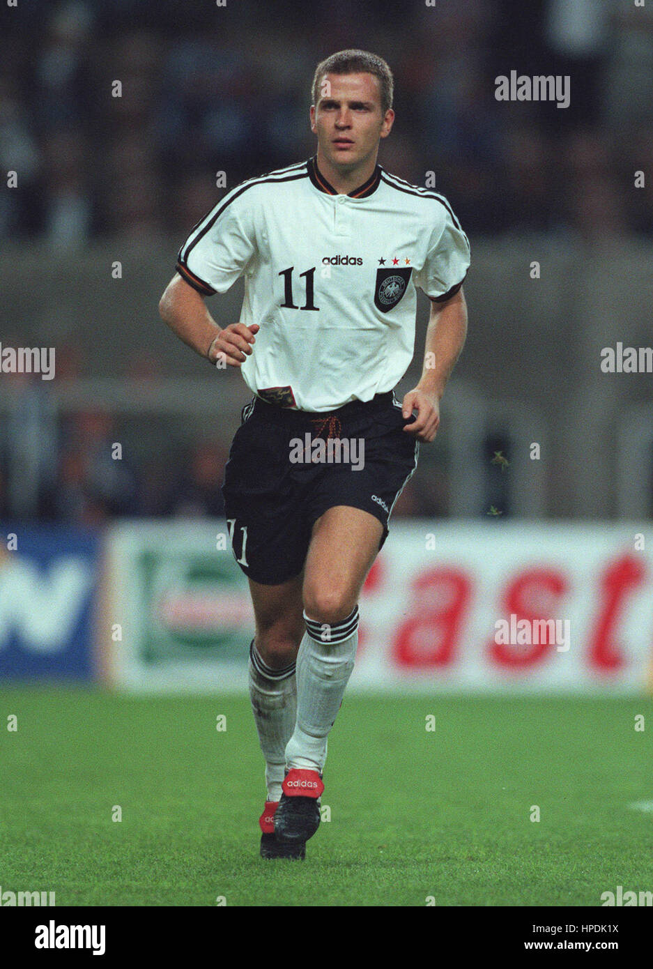 Oliver bierhoff hi-res stock photography and images - Alamy
