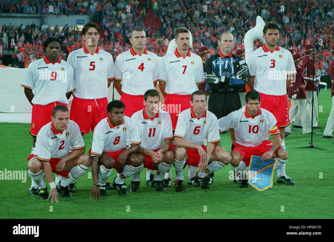 September 12 1997 hi-res stock photography and images - Alamy