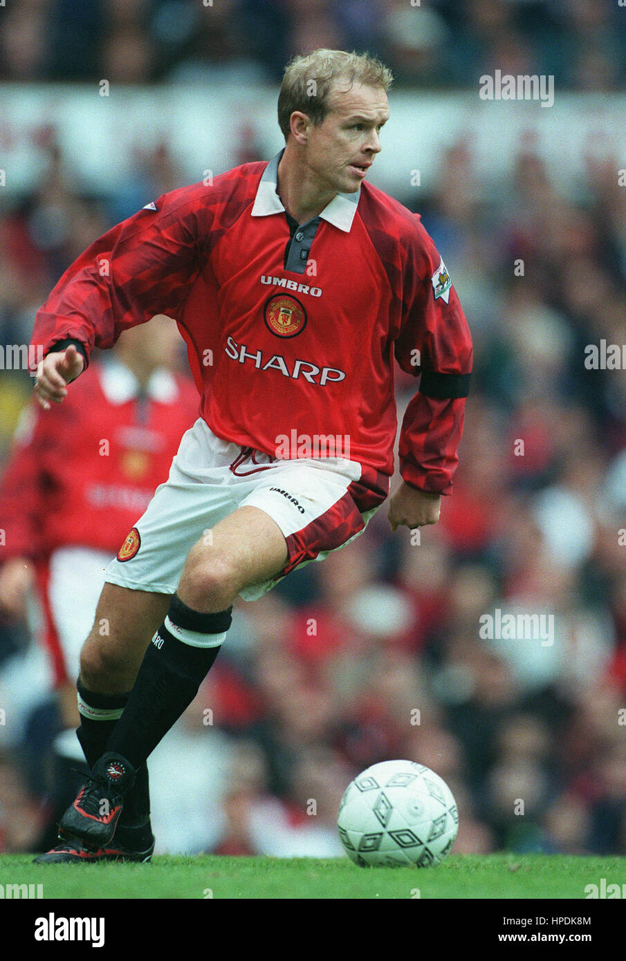 HENNING BERG MANCHESTER UNITED FC 15 September 1997 Stock Photo - Alamy