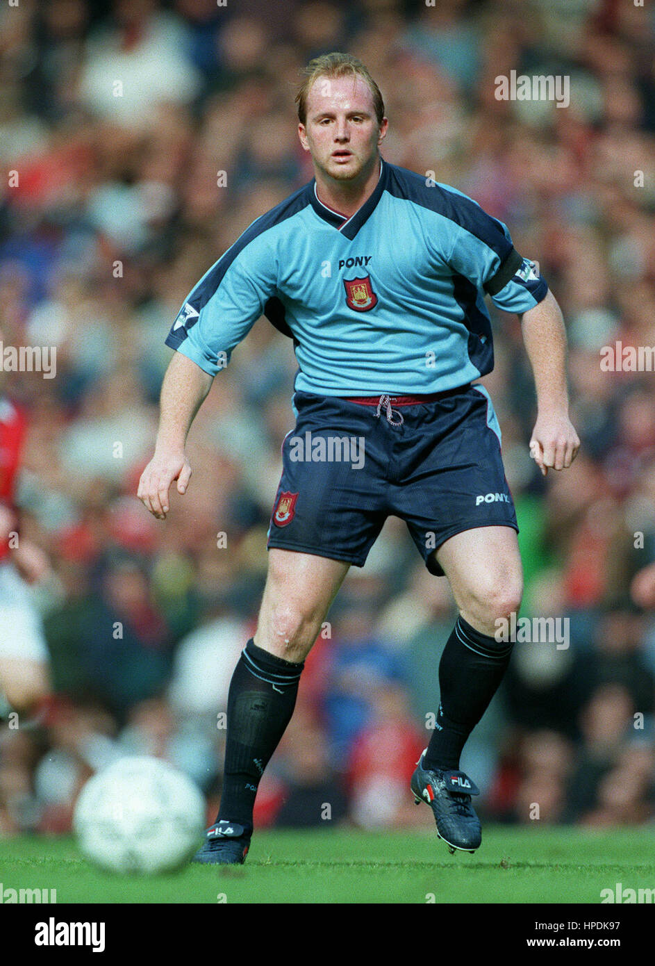 John hartson west ham hi-res stock photography and images - Alamy