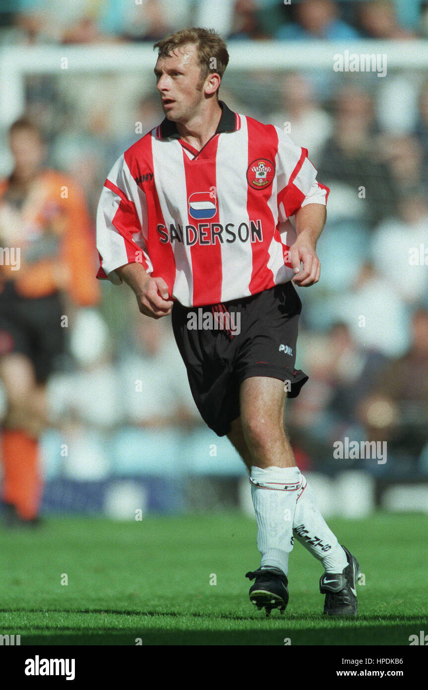 LEE TODD SOUTHAMPTON FC 16 September 1997 Stock Photo - Alamy