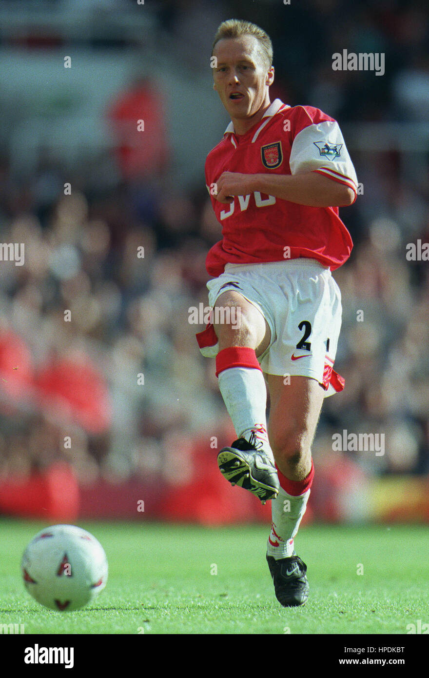 LEE DIXON ARSENAL FC 17 September 1997 Stock Photo - Alamy