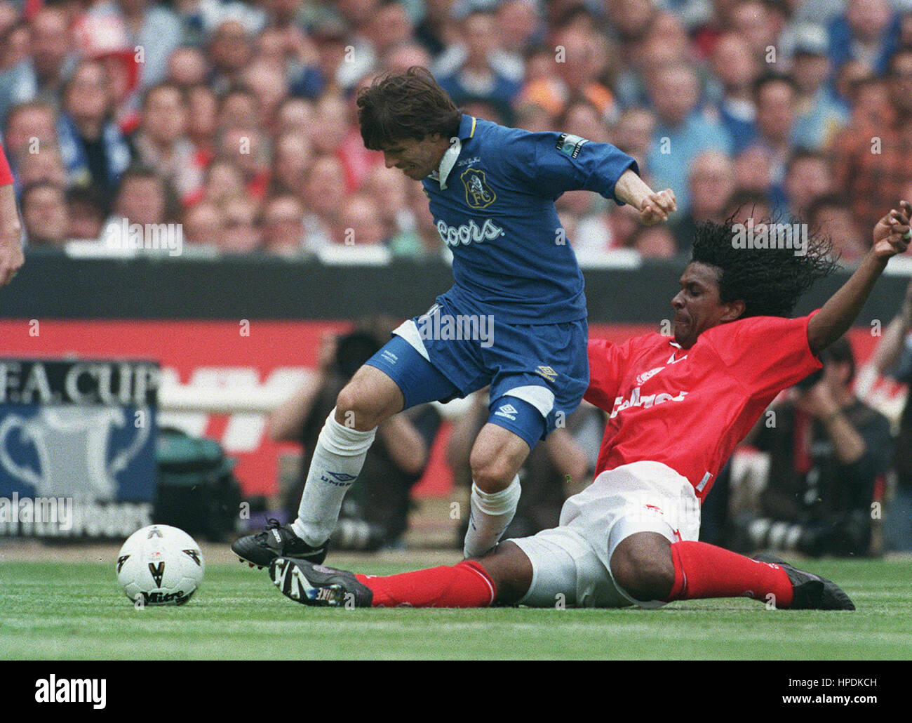 ZOLA & EMERSON CHELSEA V MIDDLESBROUGH 17 May 1997 Stock Photo - Alamy
