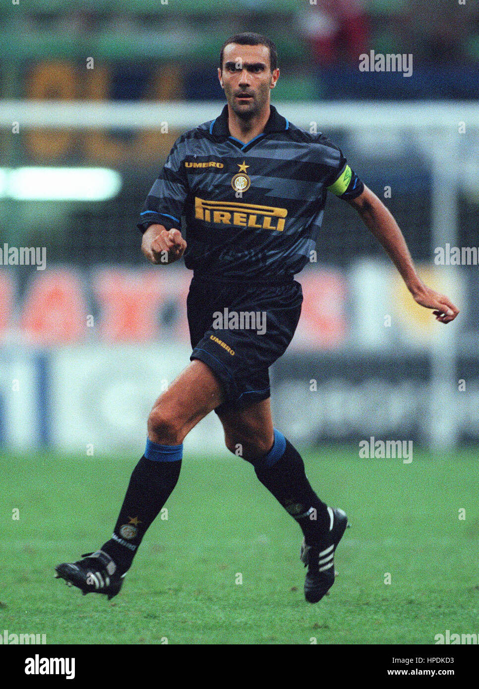 GIUSEPPE BERGOMI INTER MILAN FC 18 September 1997 Stock Photo - Alamy