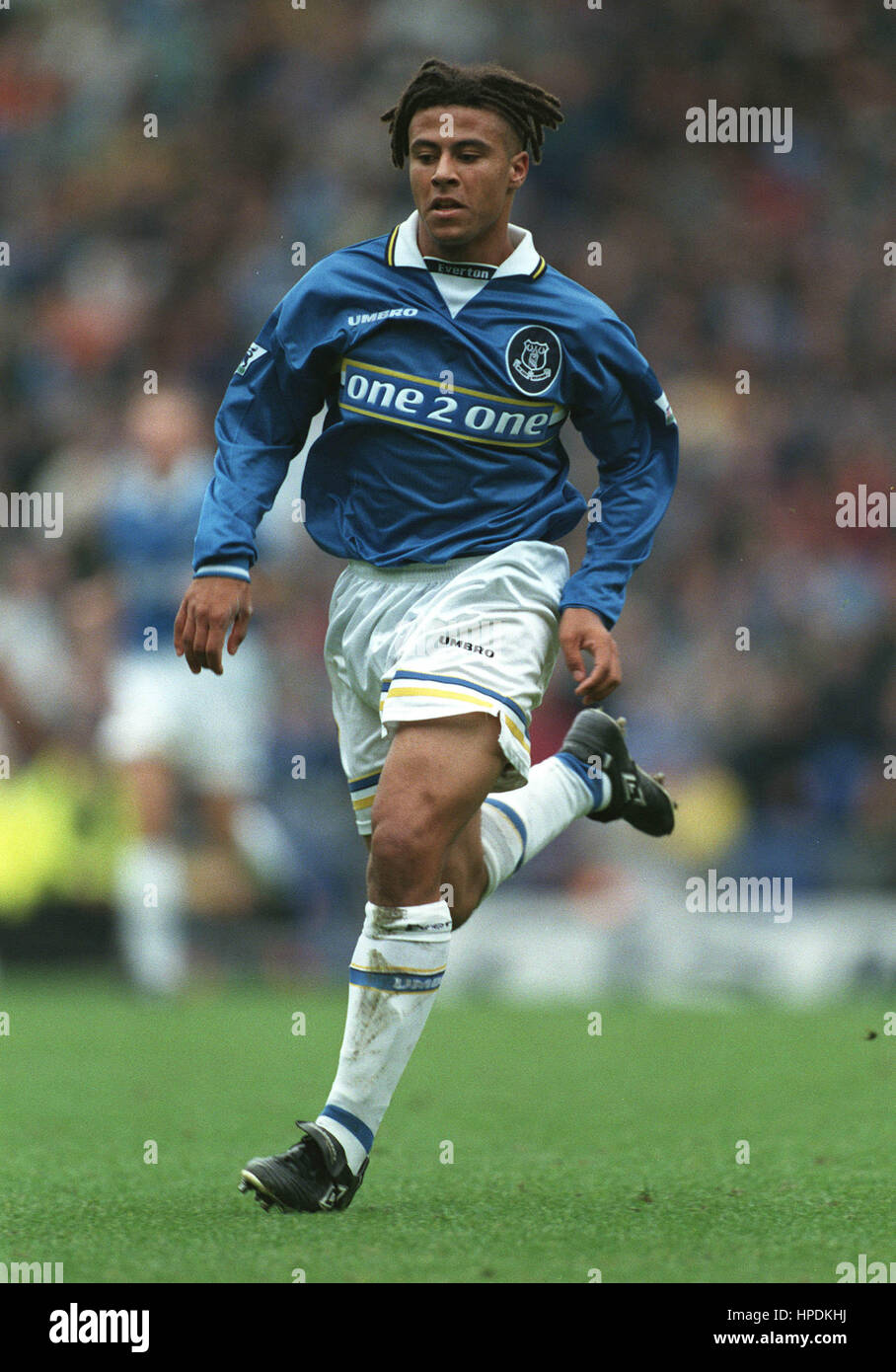 DANNY CADAMARTERI EVERTON FC 24 September 1997 Stock Photo - Alamy
