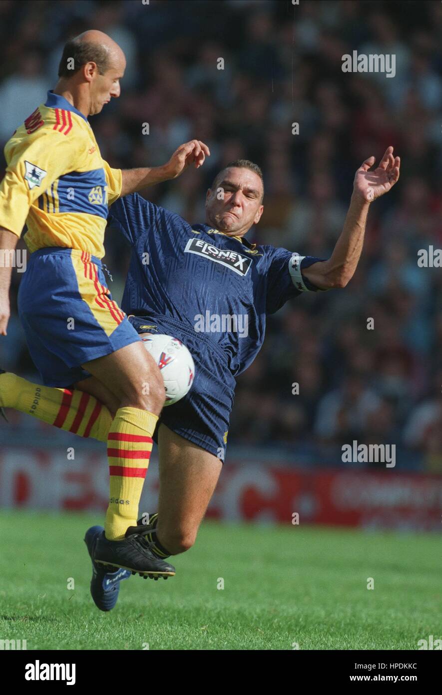 Vinnie jones challenge for hi-res stock photography and images - Alamy