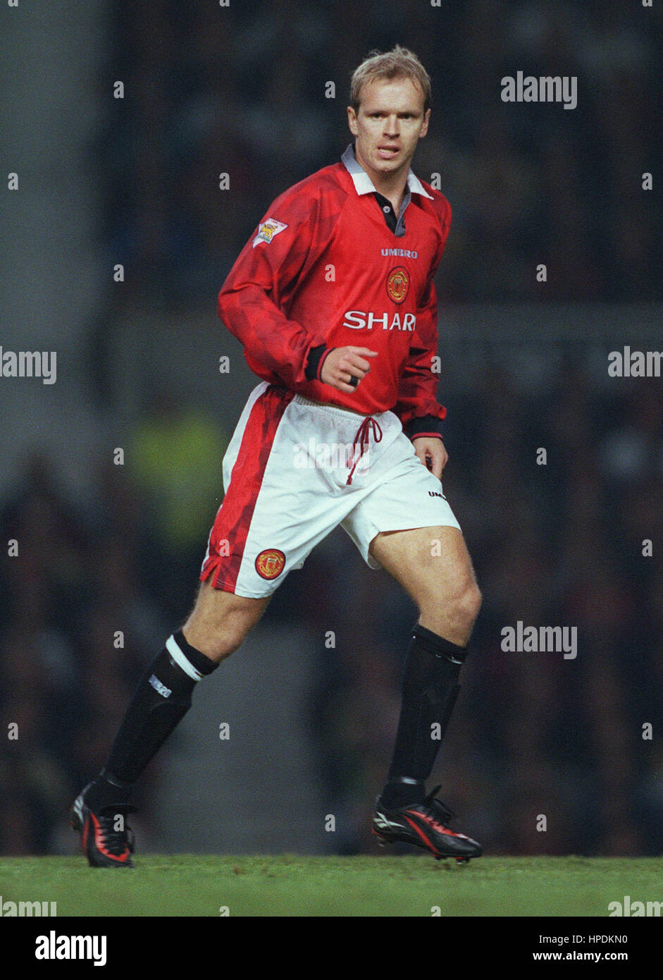 HENNING BERG MANCHESTER UNITED FC 25 September 1997 Stock Photo - Alamy