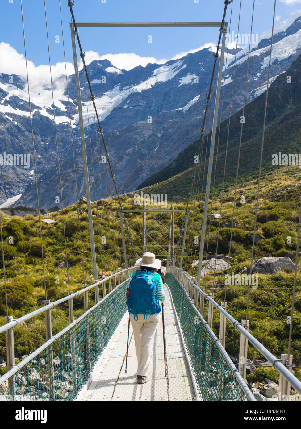 Mount cook bridge new zealand hi-res stock photography and images - Alamy