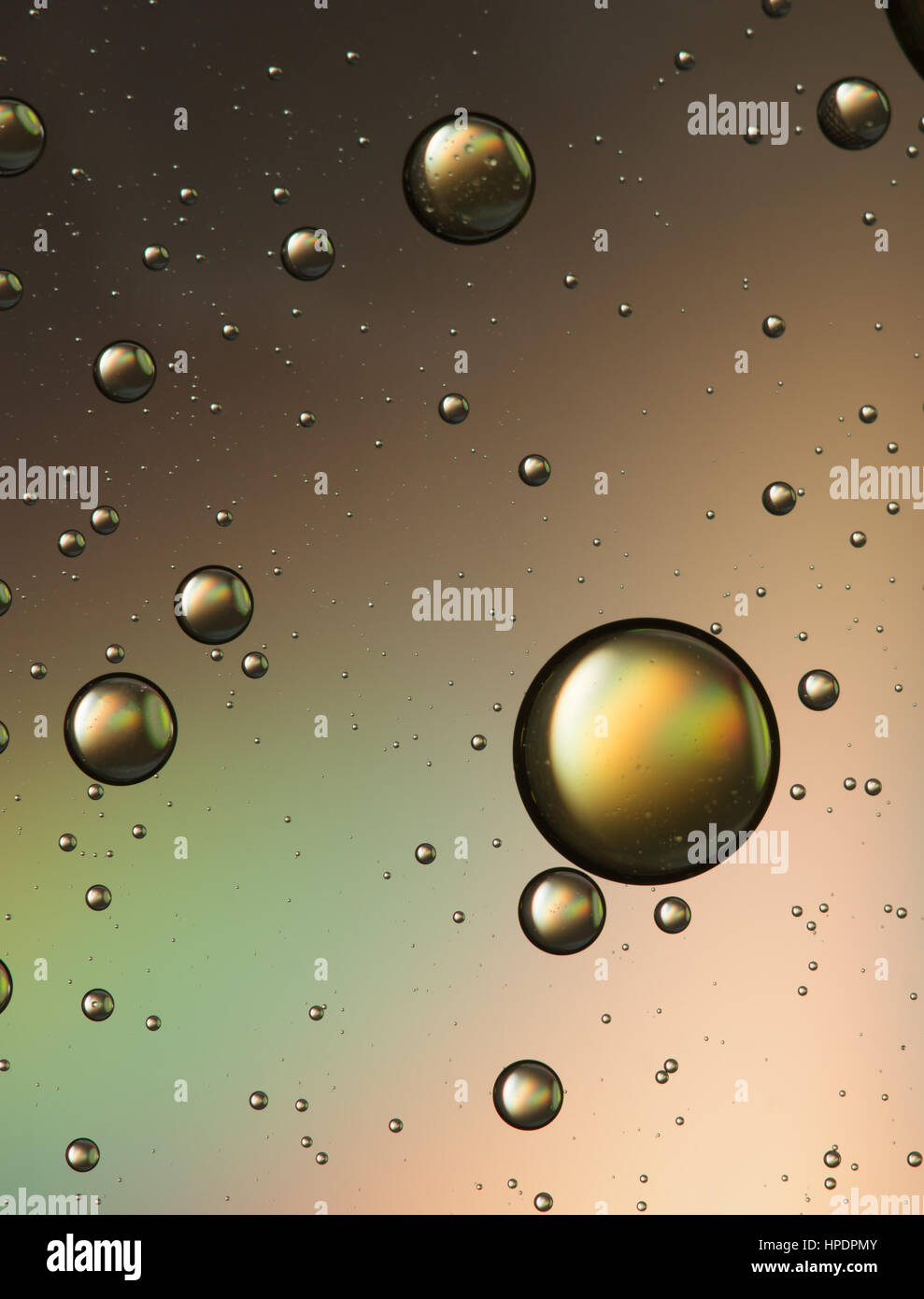 Oil water mix hi-res stock photography and images - Alamy