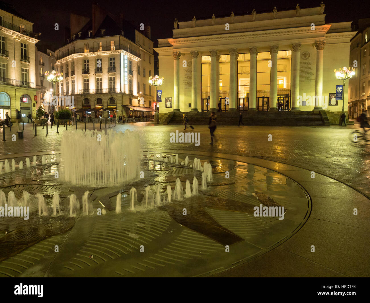 Place Graslin (fountain decorated with contemporary sculptures), Nantes ...