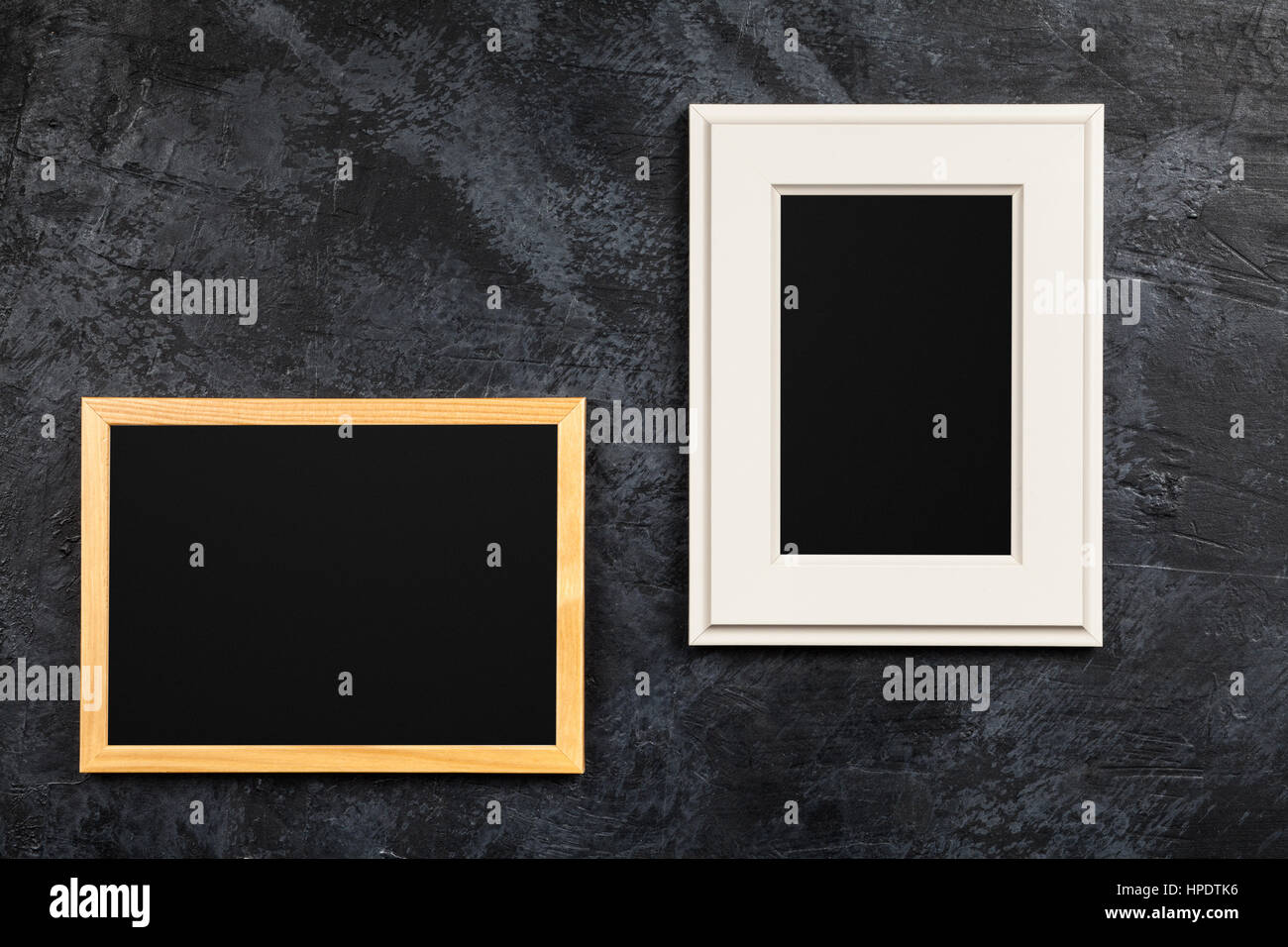Picture frame on dark background Stock Photo - Alamy