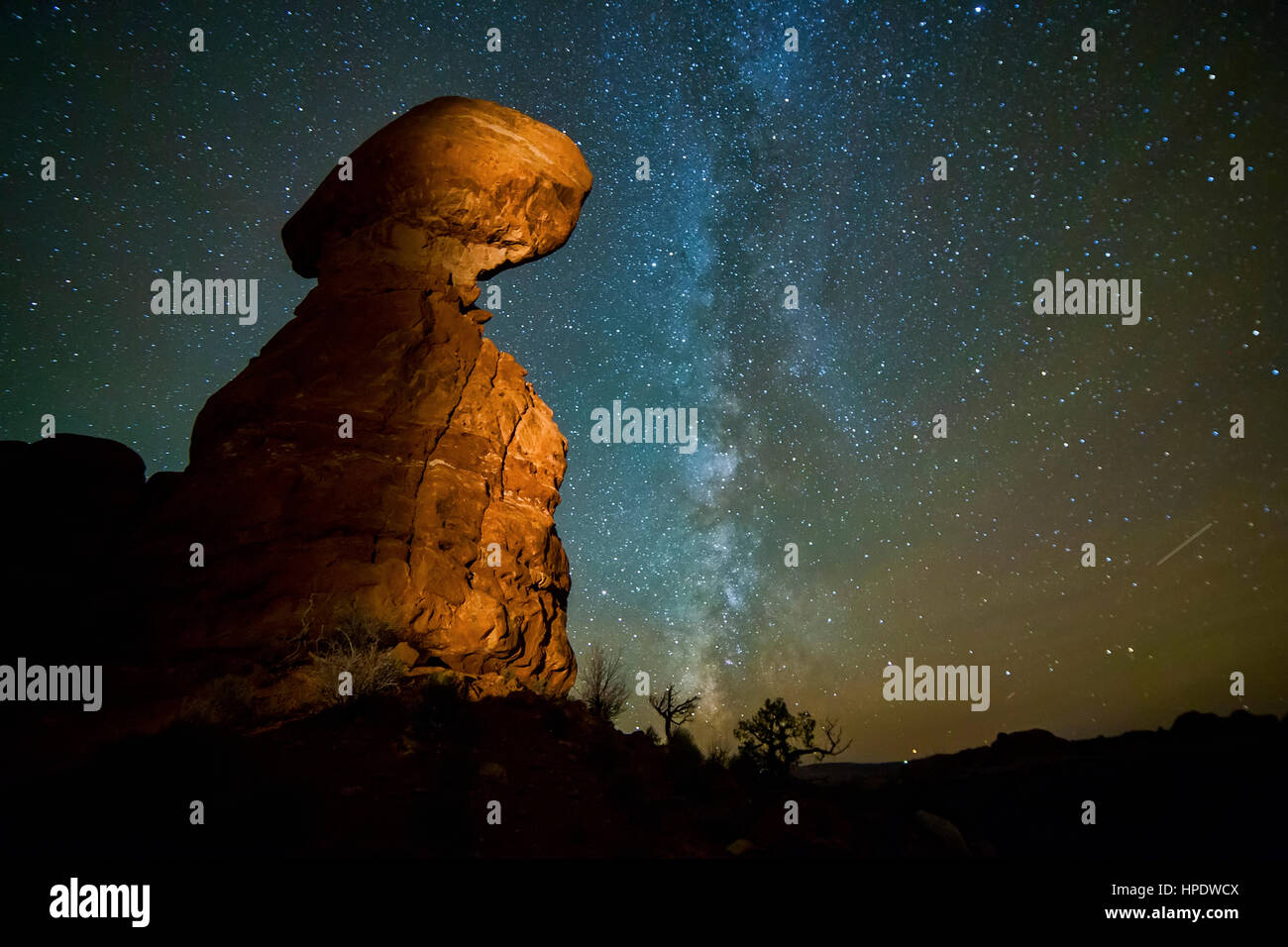 Utah night sky rock hi-res stock photography and images - Alamy