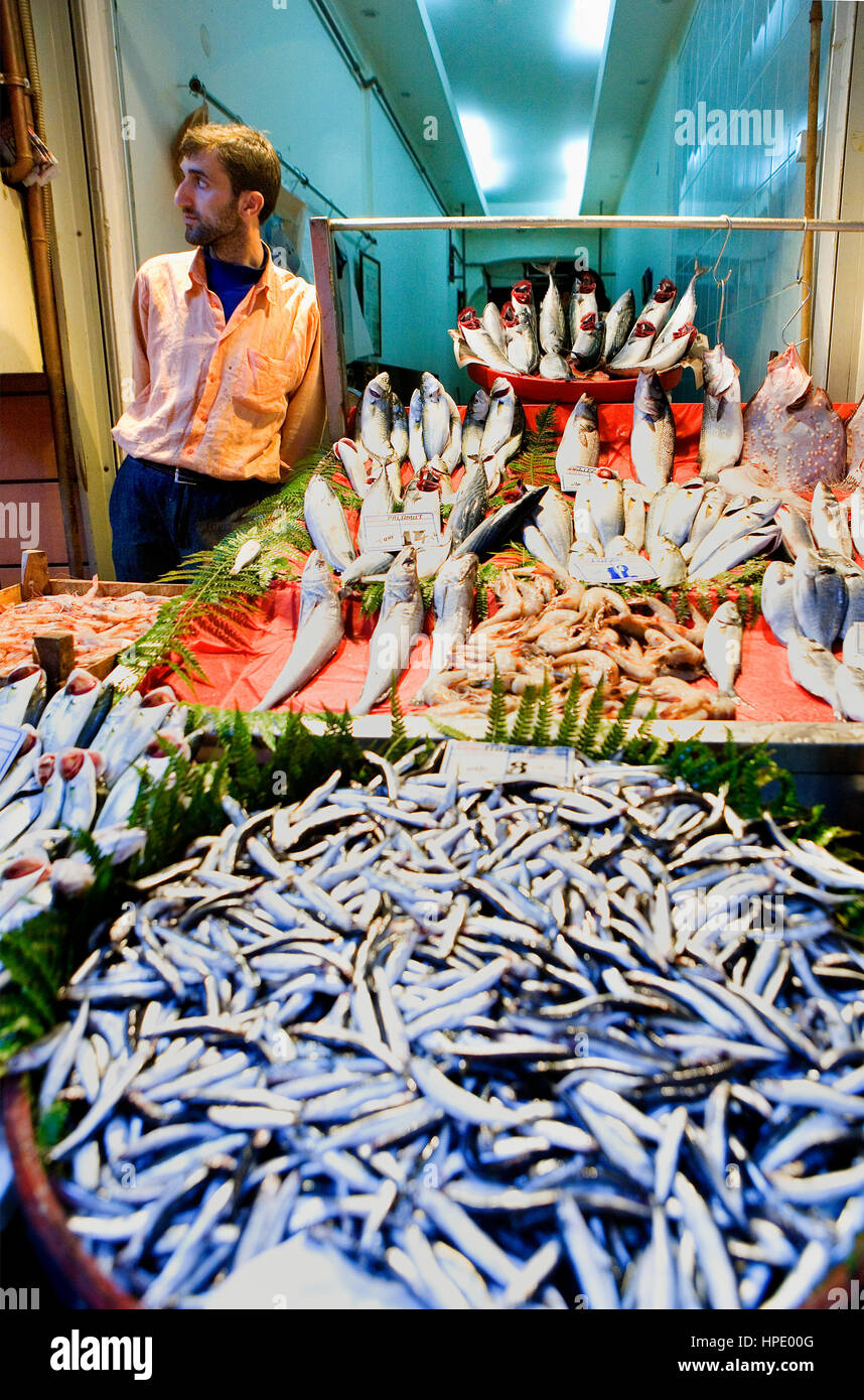 Galatasaray balik pazari hi-res stock photography and images - Alamy