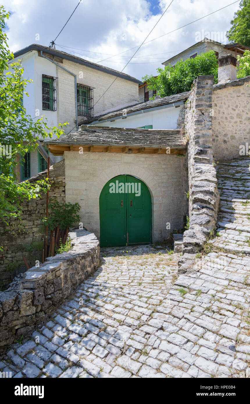 Syrrako hi-res stock photography and images - Alamy