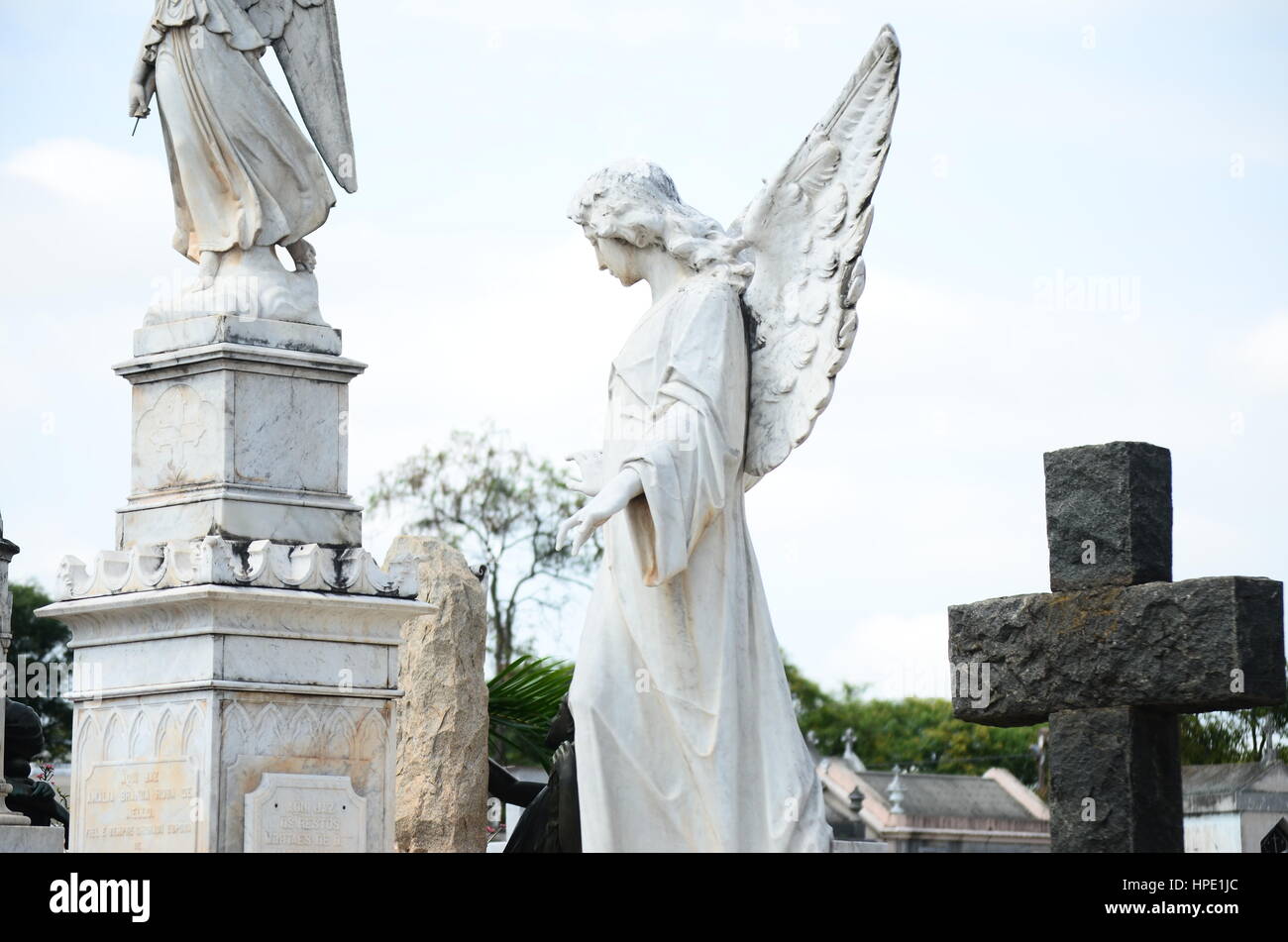 Graveyard angel hi-res stock photography and images - Alamy