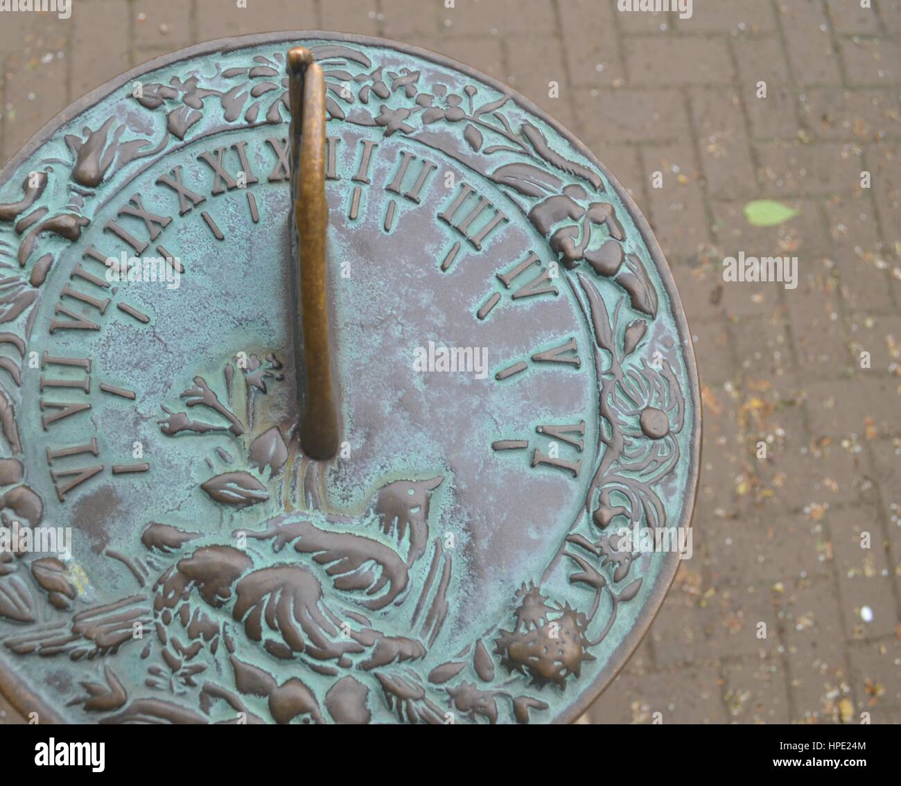 Sun clock hi-res stock photography and images - Alamy