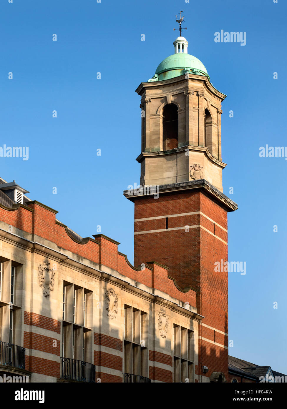 Hull trinity market hi-res stock photography and images - Alamy